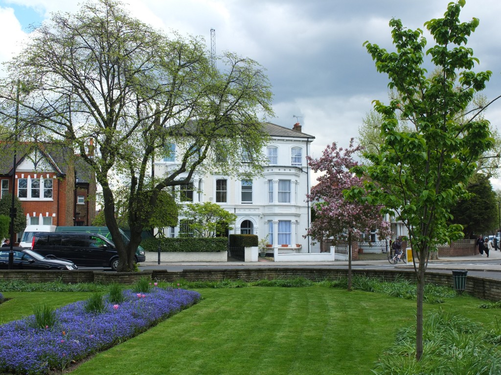 Open spaces | St Quintin and Woodlands Neighbourhood Forum